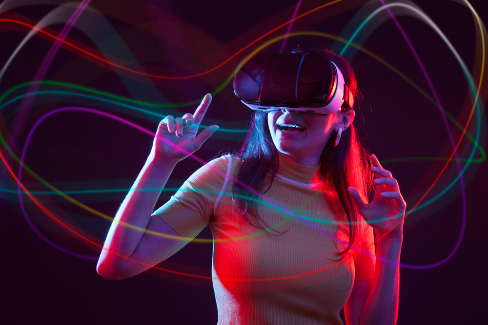 A Glimpse into Tomorrow's World with Mind-Blowing Virtual Reality ...